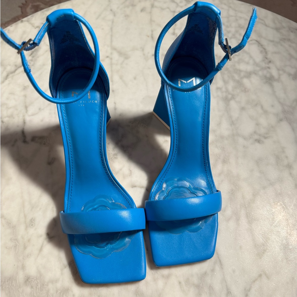 Bright Blue Leather Sandals With Ankle Straps - Gem